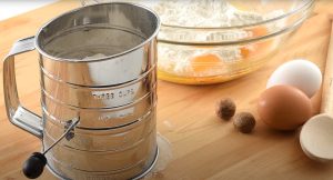 Best Flour Sifters for Perfectly Fluffy Baked Goods Every Time